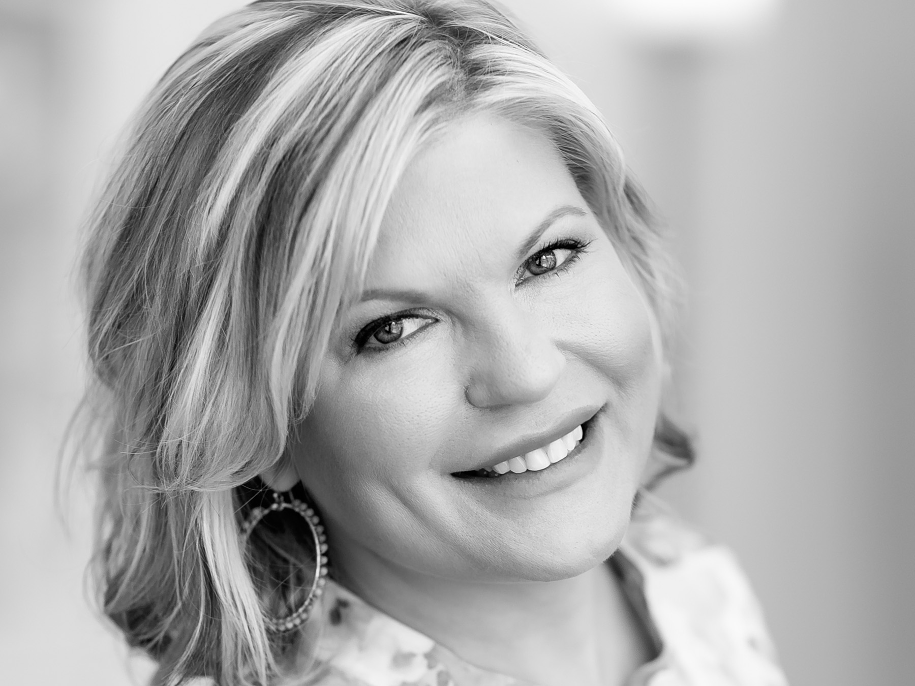 Kelly Fletcher: CEO, Kelly Fletcher PR – Oana Write (Thoughtfulicious)